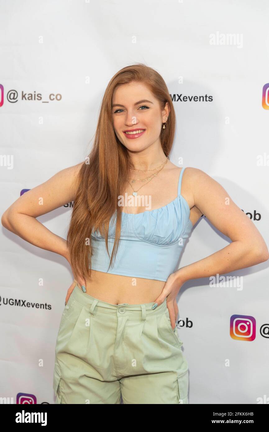 Jade Patteri attends Young Hollywood Social Media Industry Party at ...