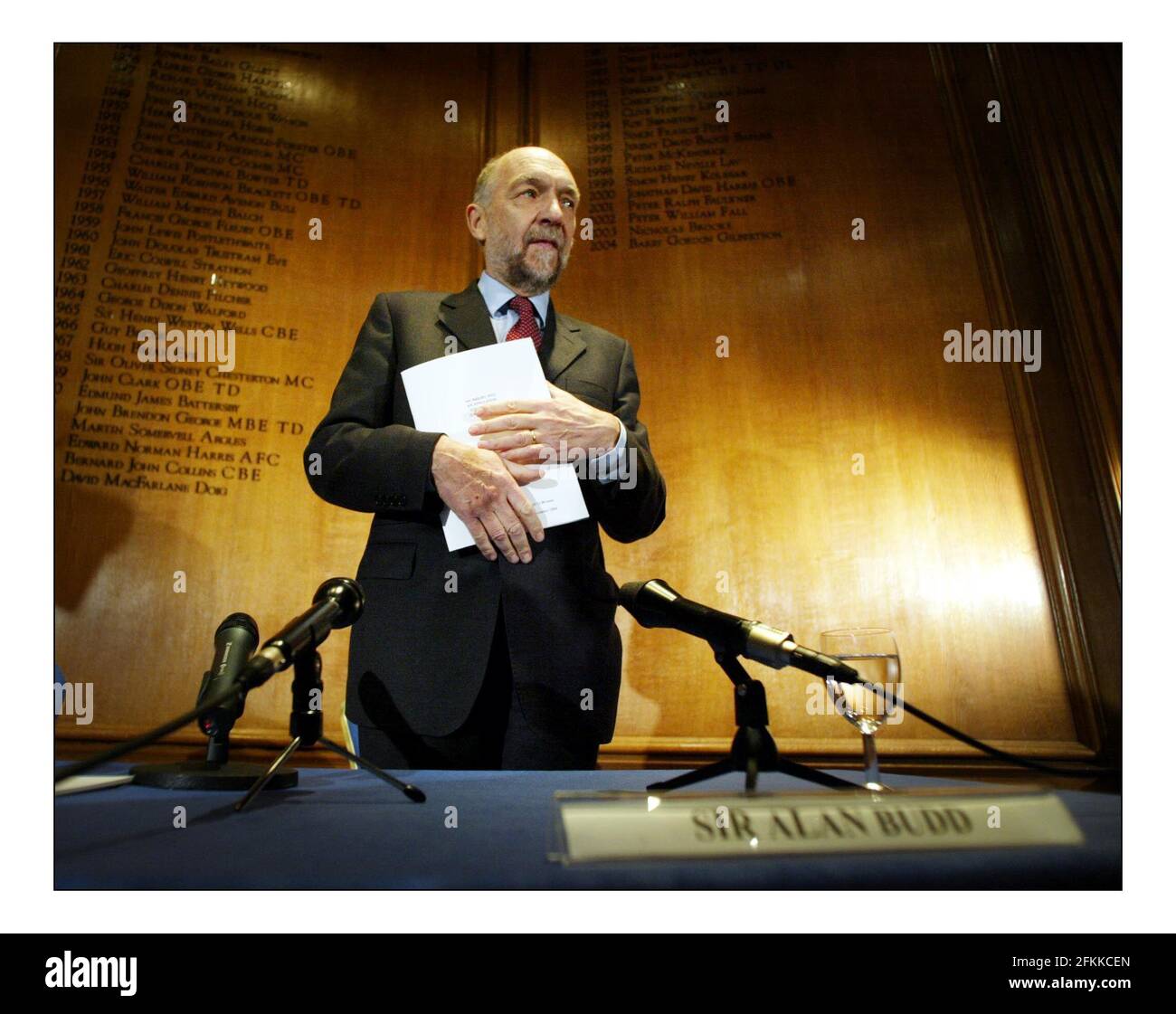 Sir Alan Budd at the press conf re the enquiery into allegations that ...