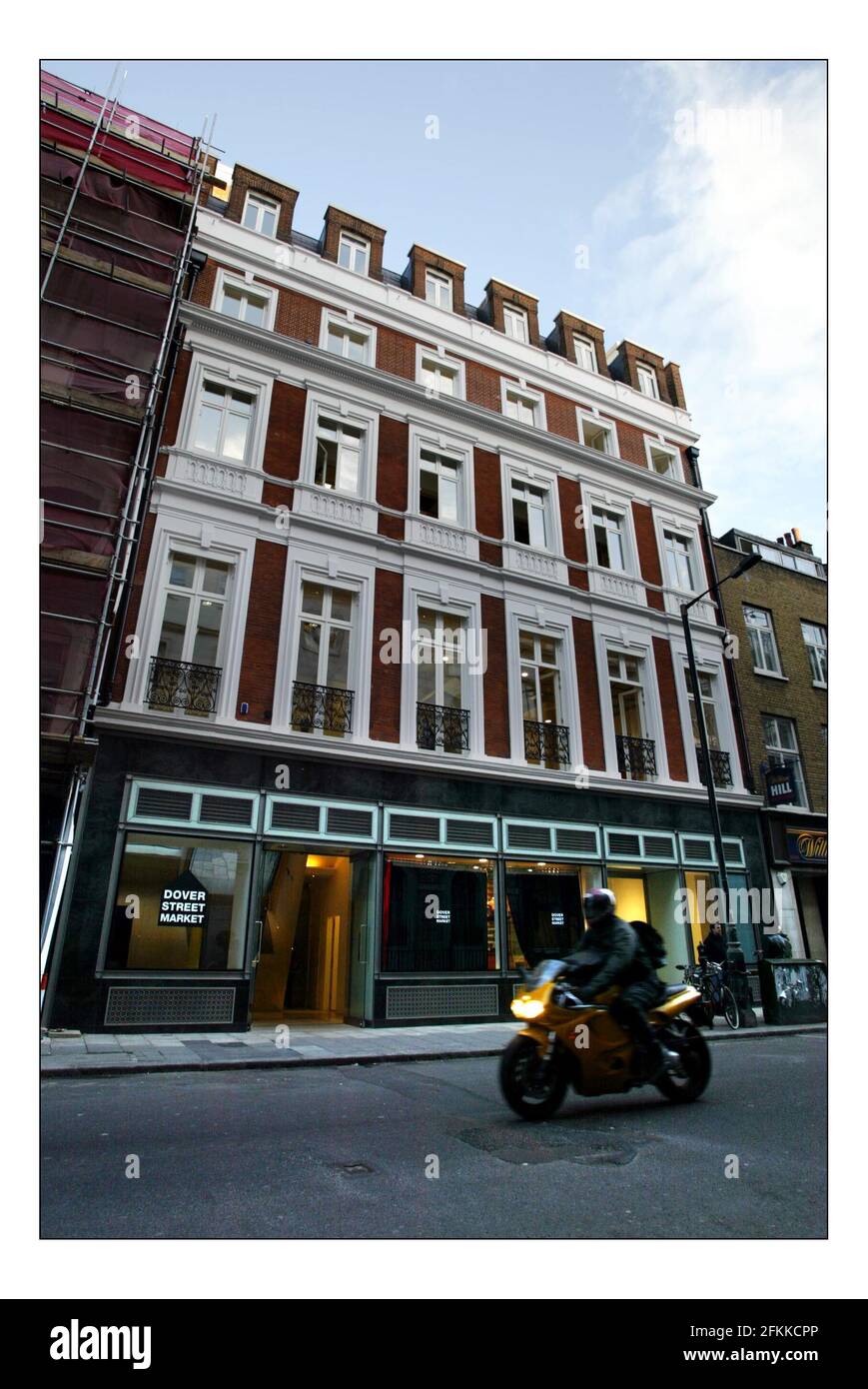 Dover street market london hi-res stock photography and Dover street market london hi-res stock photography and