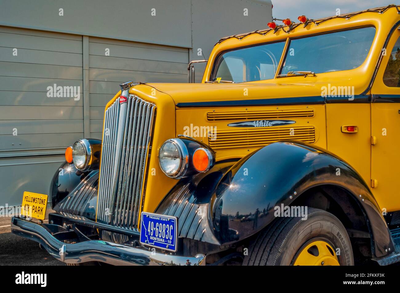 1936 White Model 706 Tour Bus, Yellowstone National Park Stock Photo ...
