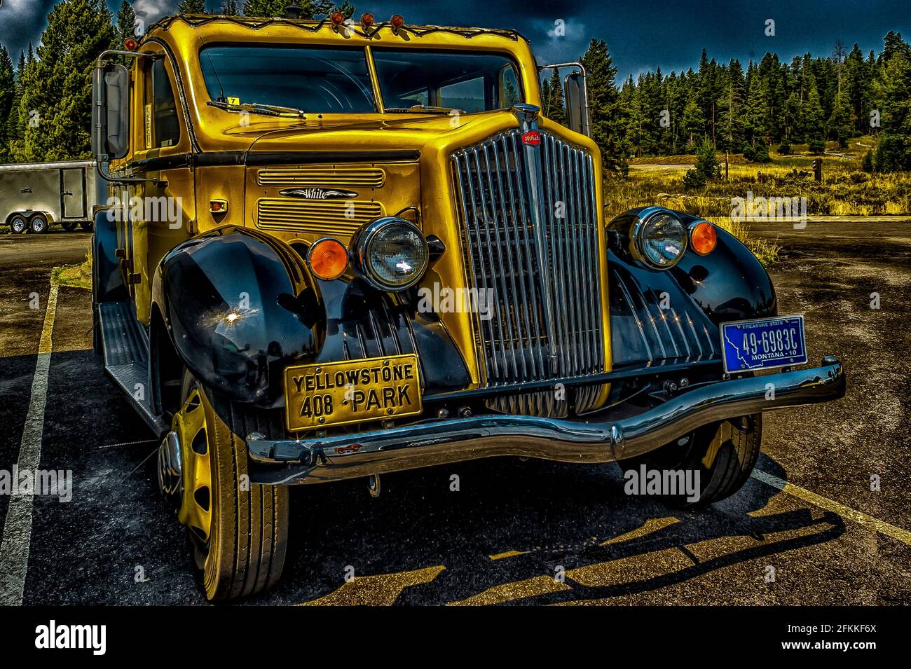 1936 white model 706 yellowstone national park tour bus hi-res stock ...