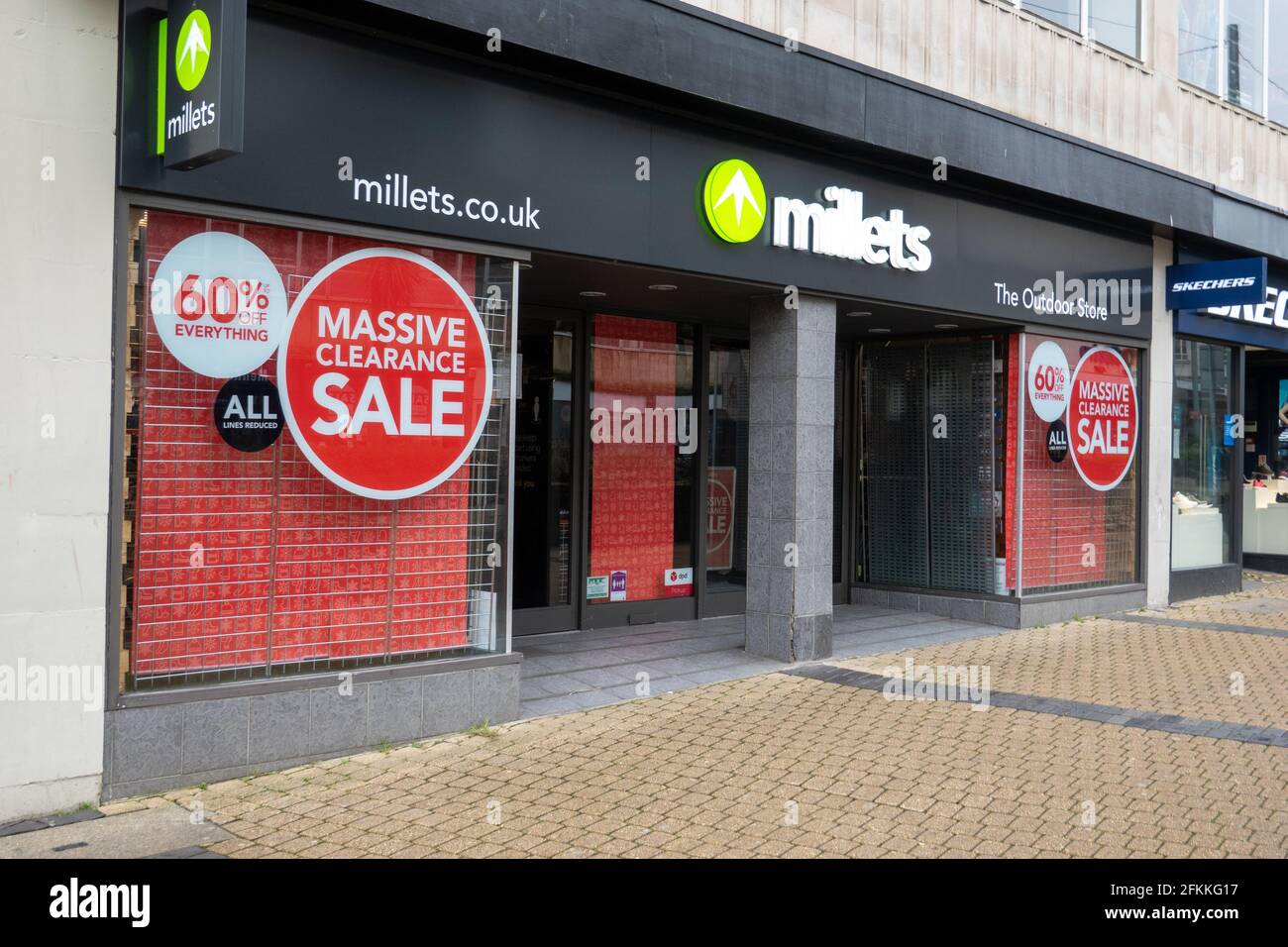 Millets closing down shopfront, Plymouth Stock Photo - Alamy