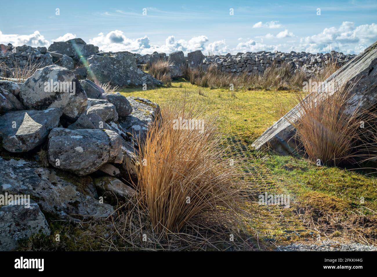 The Malinmore Memorial Tomb by Gelcolumbkille in Donegal, Ireland Stock ...