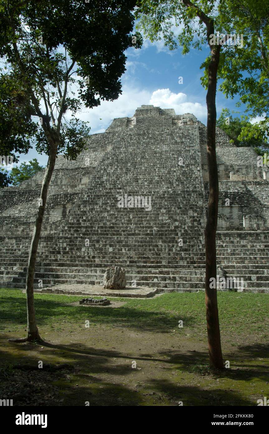 Zona arqueologica de becan hi-res stock photography and images - Alamy