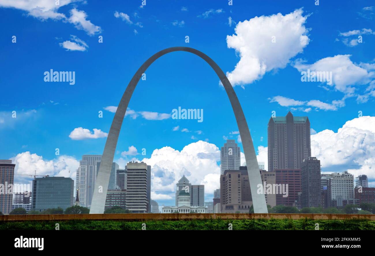 St. Louis, Missouri, USA. Saint Louis city downtown cityscape and ...