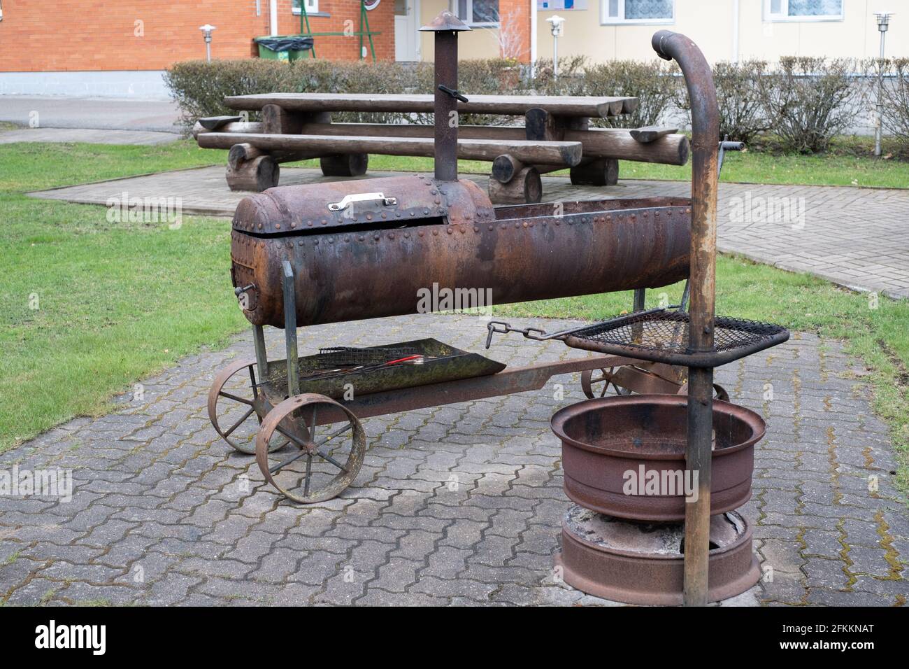 Old grill hi-res stock photography and images - Alamy