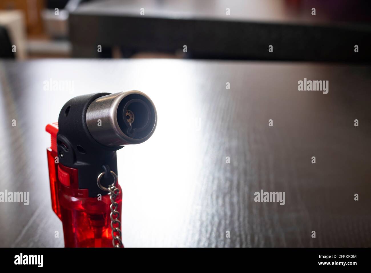 Red lighter hi-res stock photography and images - Alamy