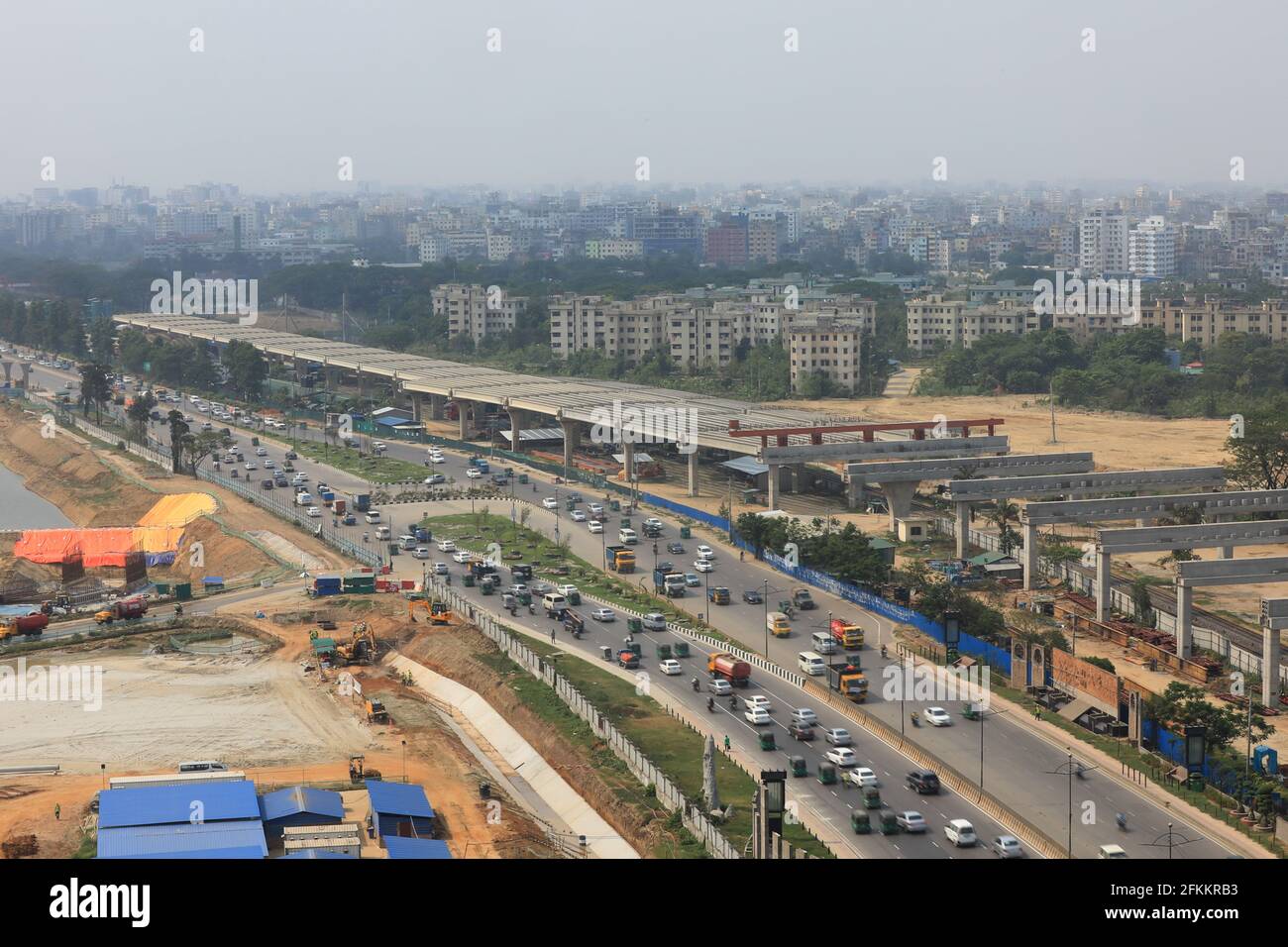 Dhaka, Bangladesh. 02nd May, 2021. Works on the first Dhaka Elevated ...