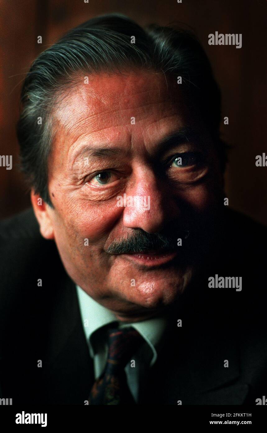 Saeed Jaffrey Actor January 1999 Stock Photo - Alamy