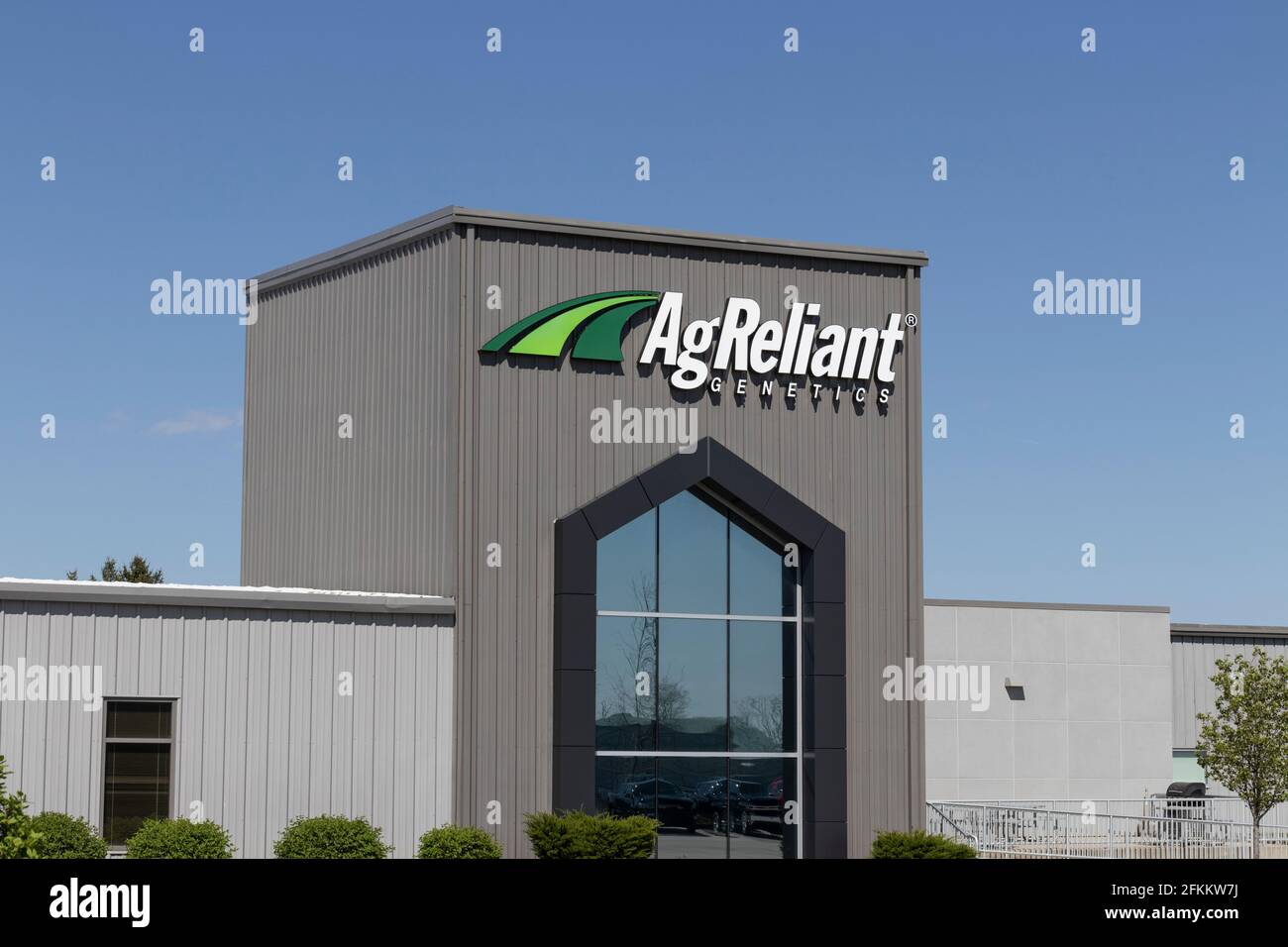 Alfalfa research hi-res stock photography and images - Alamy