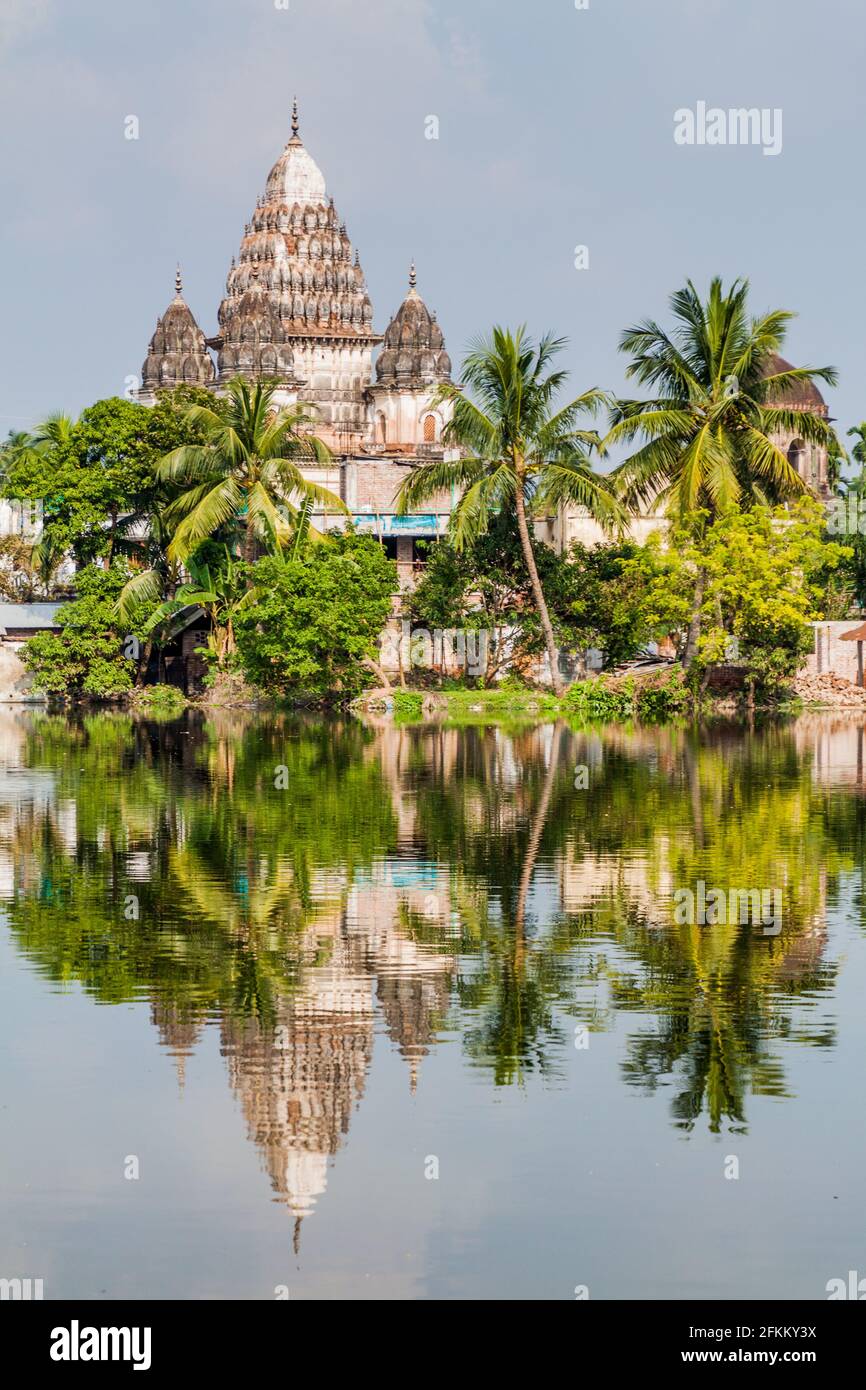 Shiva temple in the water hi-res stock photography and images - Alamy