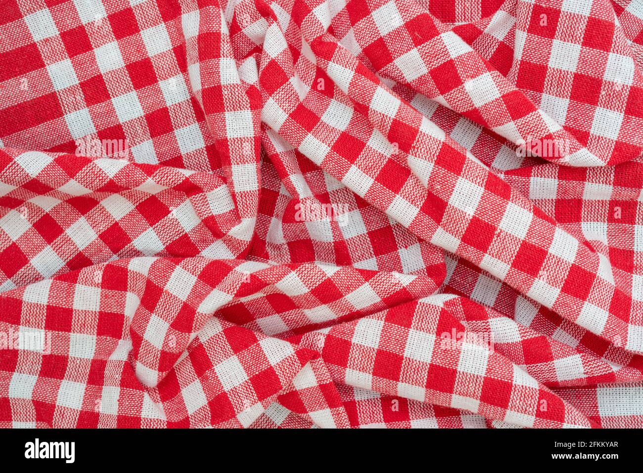 Red chequered table cloth on table hi-res stock photography and images ...