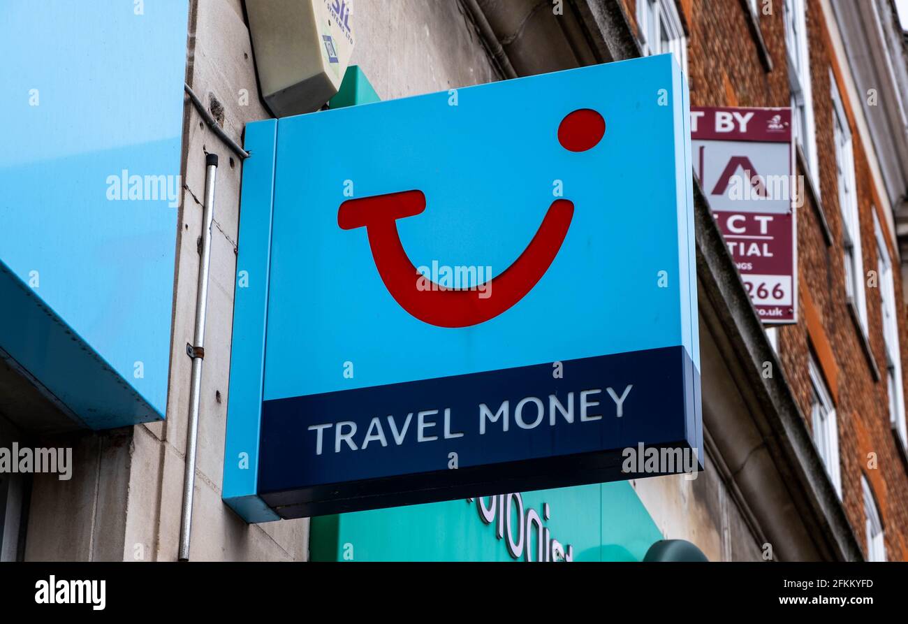 Tui business logo hi-res stock photography and images - Alamy