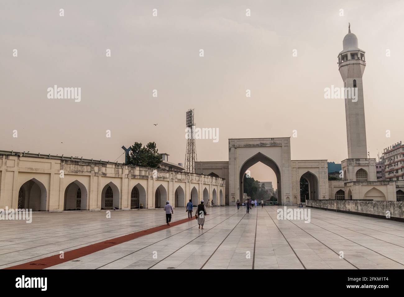 DHAKA, BANGLADESH - NOVEMBER 20, 2016: Courtyard of Baitul Mukarram ...