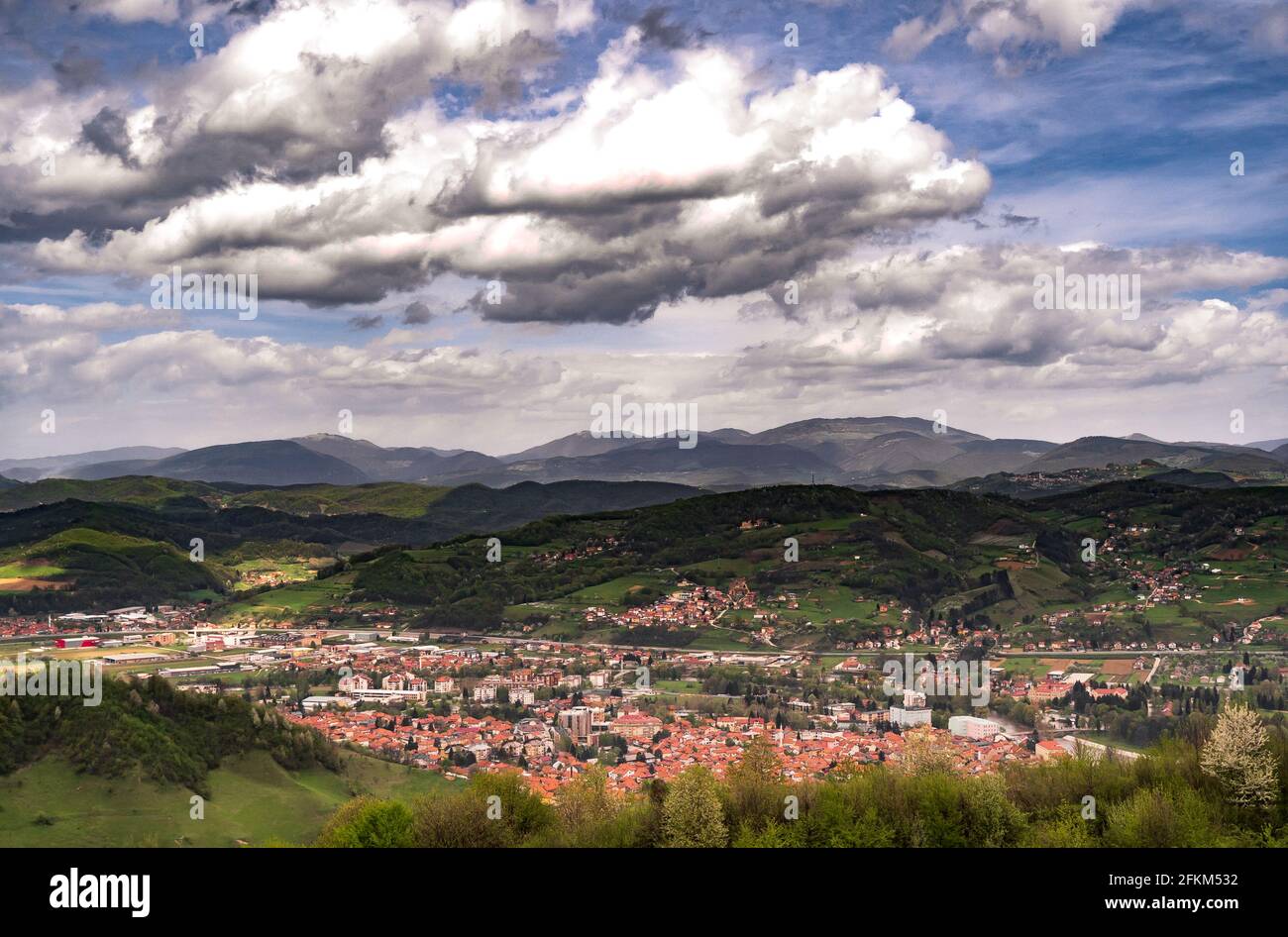 Pirámide bosnia hi-res stock photography and images - Alamy