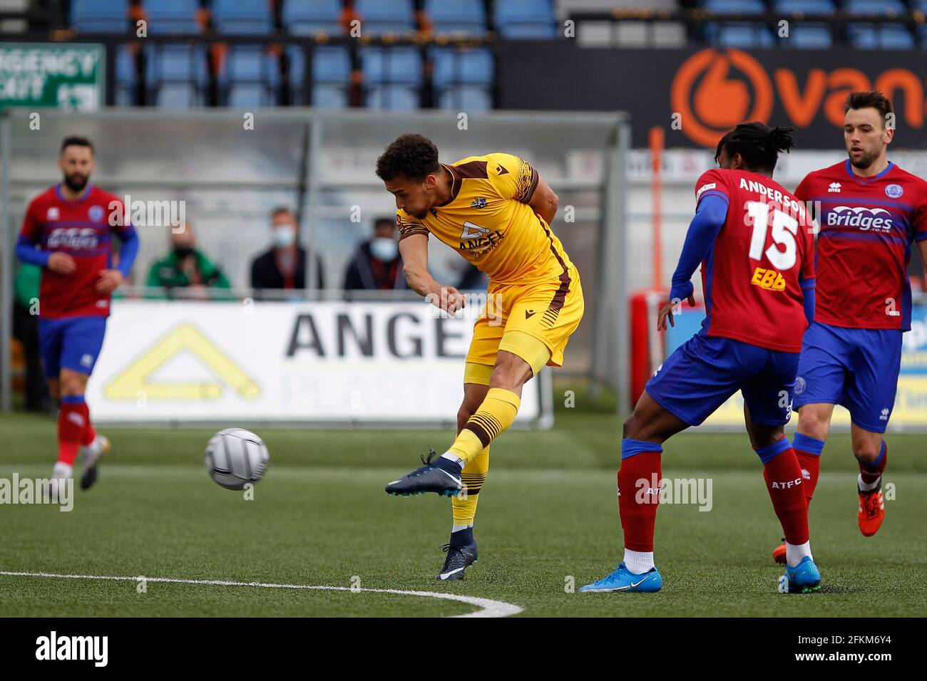 Donovan wilson sutton hi-res stock photography and images - Alamy