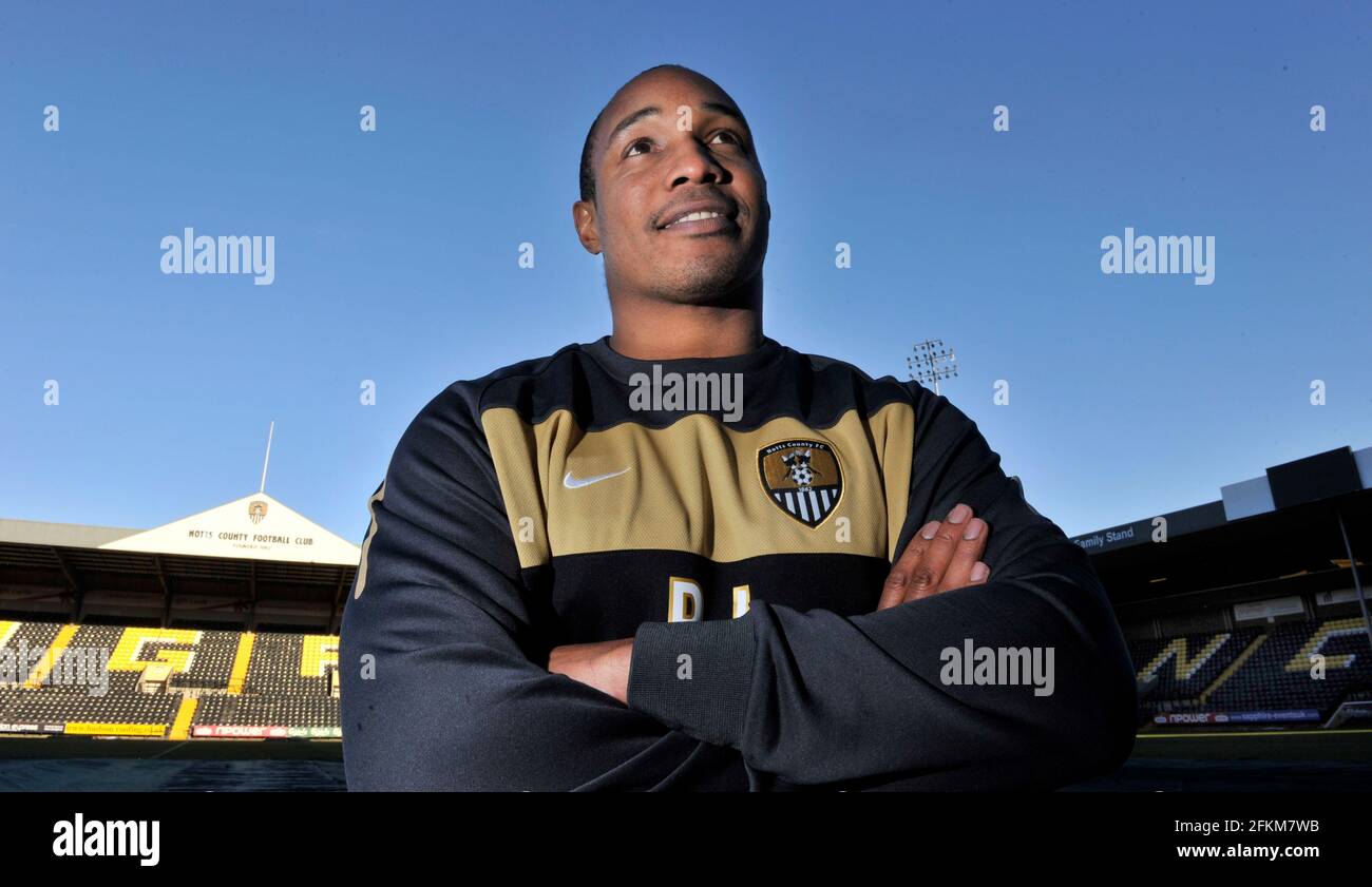 PAUL INCE MANAGER OF NOTTS COUNTRY 20/1/2010. PICTURE DAVID ASHDOWN ...