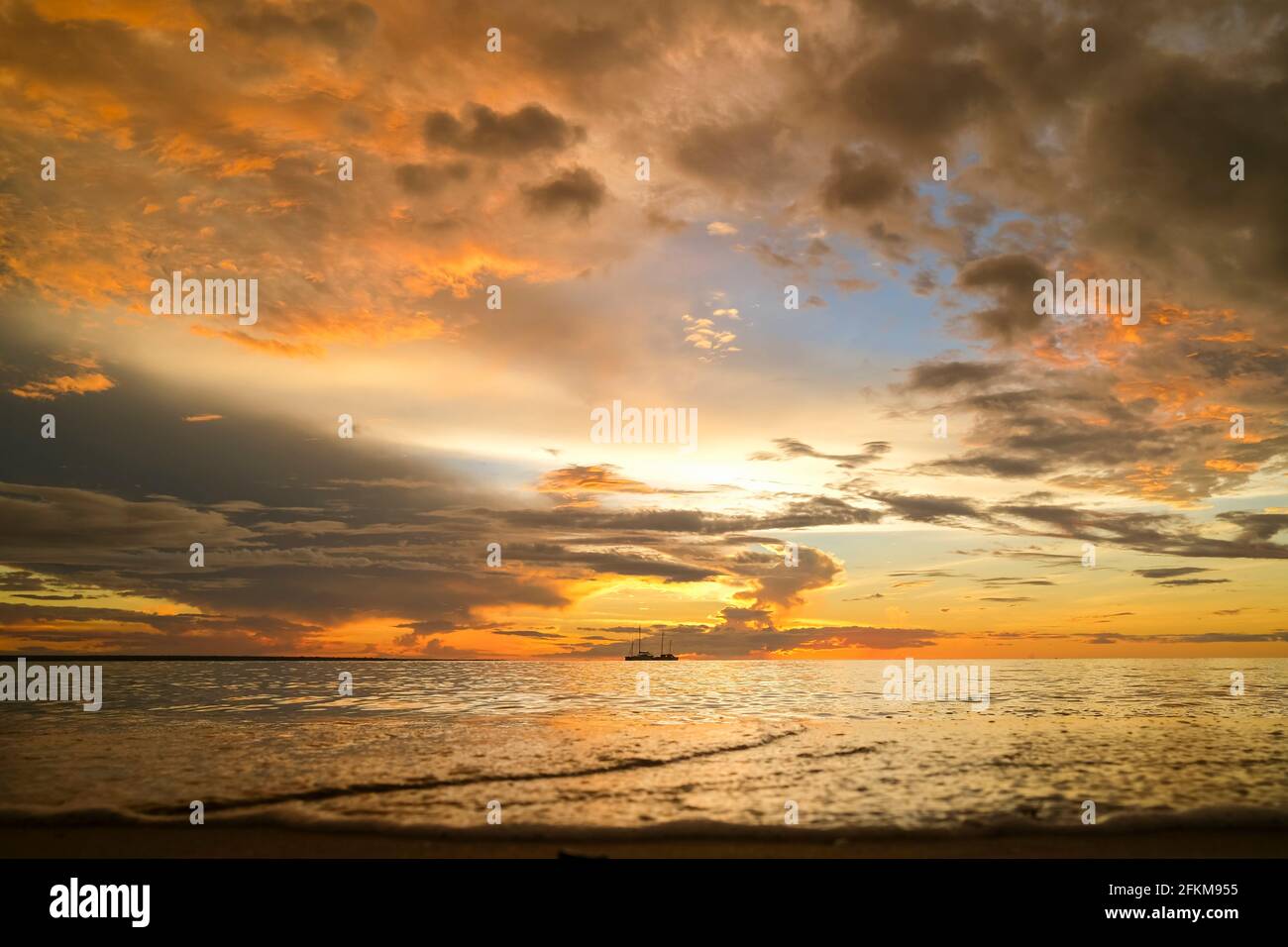 Sunset over Darwin Harbour in the Northern Territory of Australia Stock ...