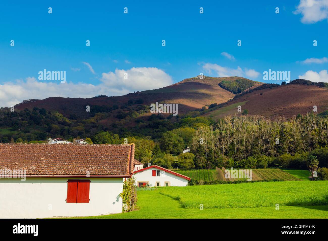 Rural beautiful european houses hi-res stock photography and images - Alamy