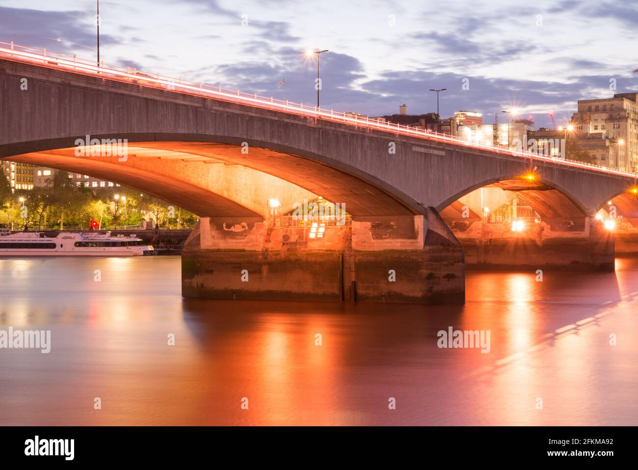 Illuminated River Waterloo Bridge by Giles Gilbert Scott Lifschutz ...