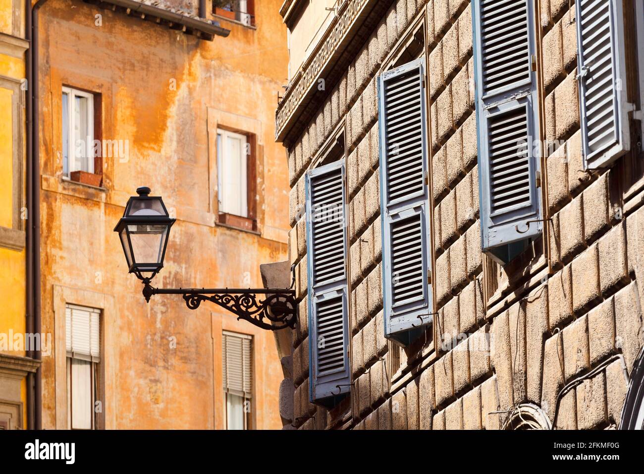 Target building facade hi-res stock photography and images - Alamy