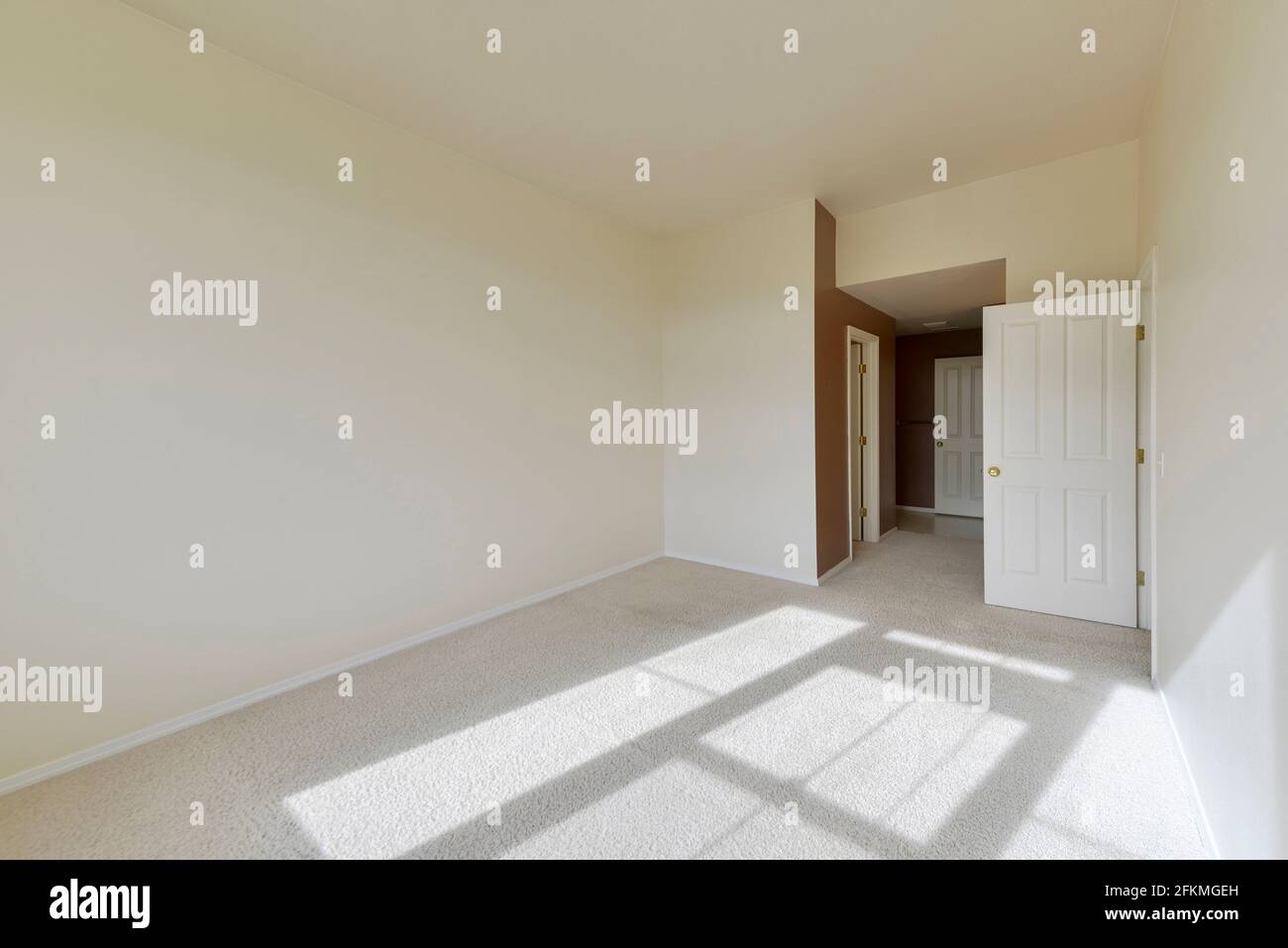 Modern residential empty bedroom interior Stock Photo - Alamy