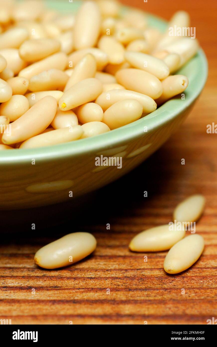 Stone Pineskernels (Pinus pinea) in shell Stock Photo - Alamy