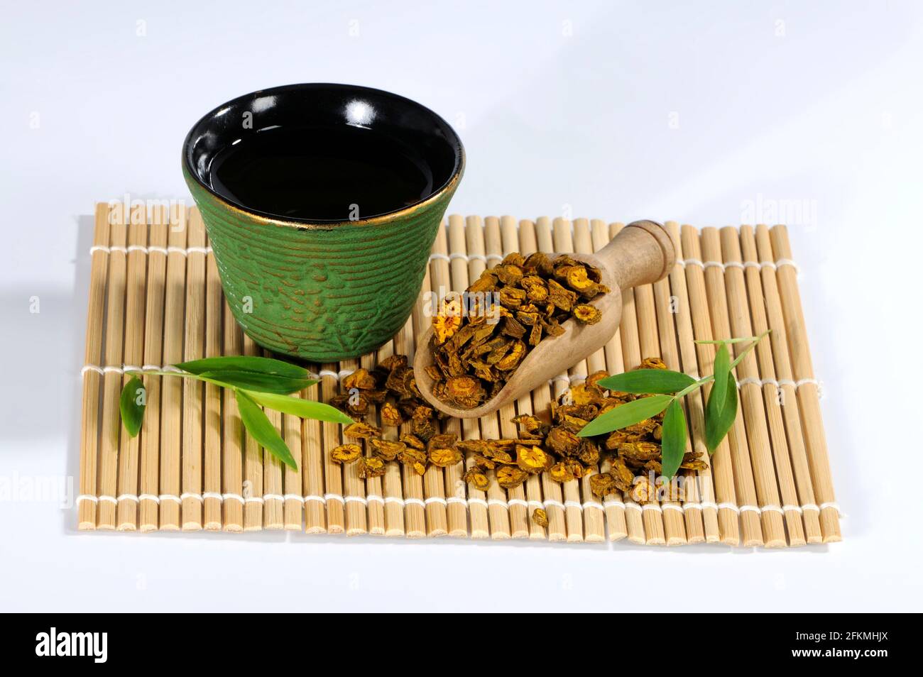 Cup of Golden Thread Root Tea (Coptidis Rhizoma), Huang Lian, Golden ...