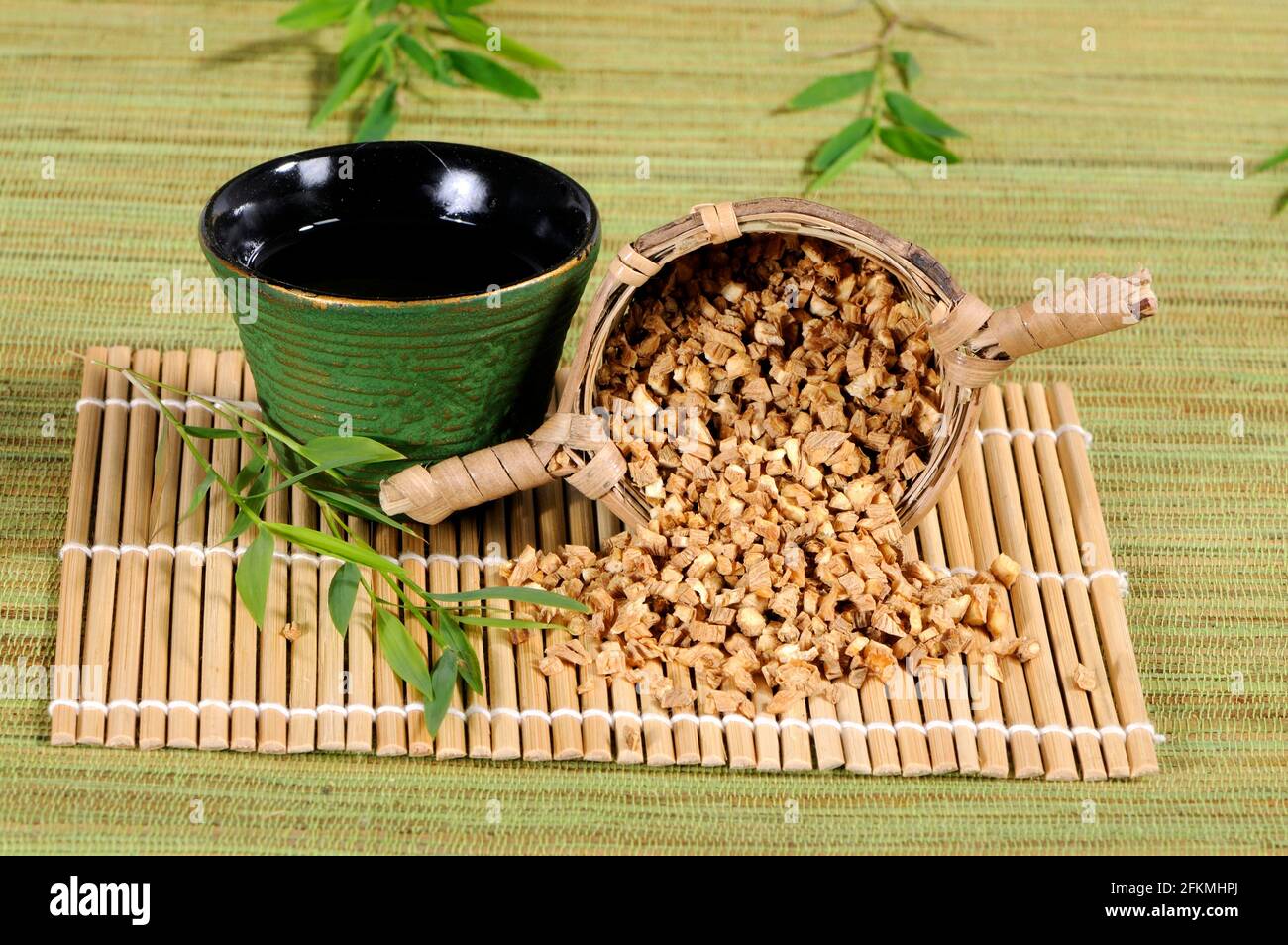 Radix stellariae hi-res stock photography and images - Alamy