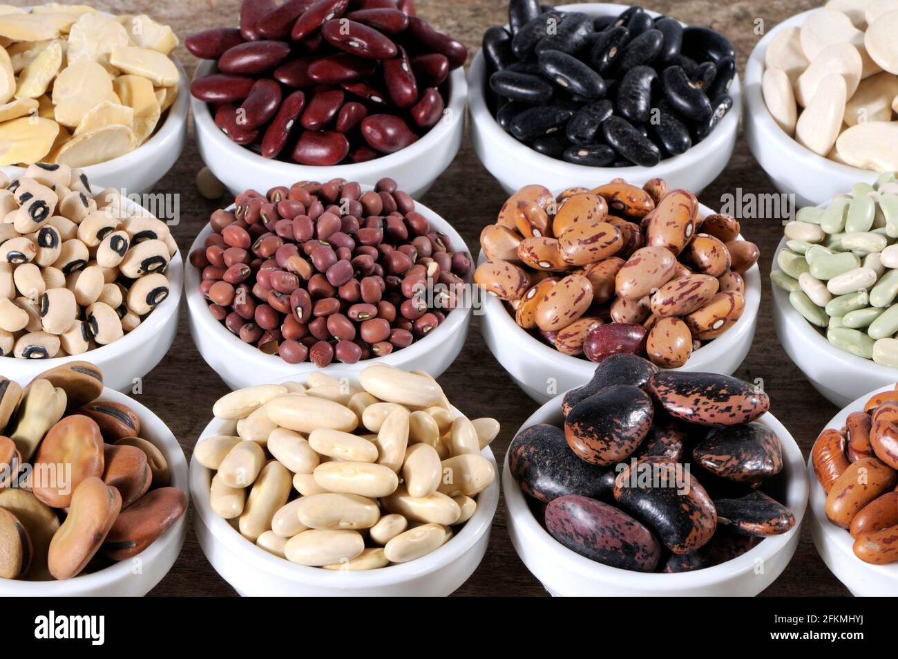 Various kinds of beans, bean, shell Stock Photo - Alamy