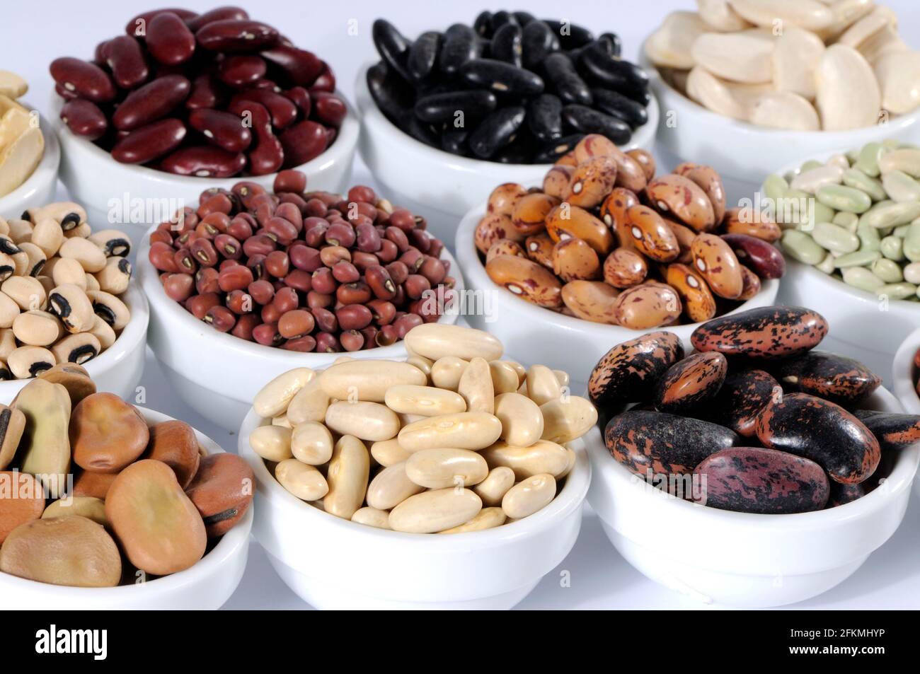 Various kinds of beans, bean, shell Stock Photo - Alamy