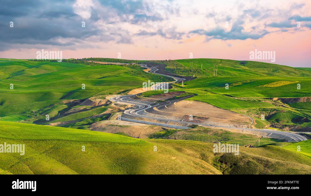 Winding mountain pass hi-res stock photography and images - Alamy