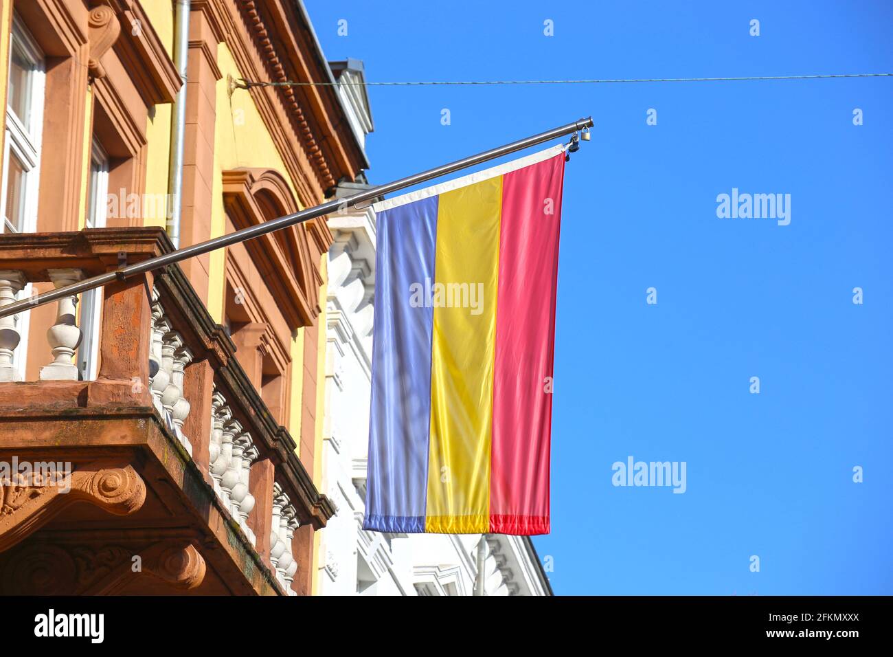 Romanian flag on a building Stock Photo - Alamy