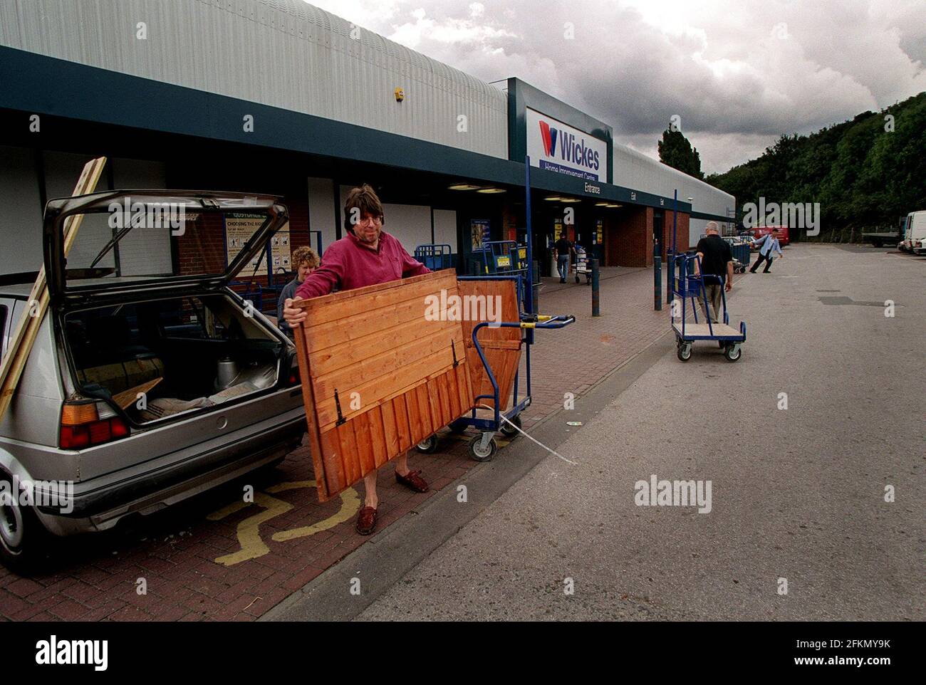 Shops wickes DIY centre Sept 2000wickes home improvement center in ...