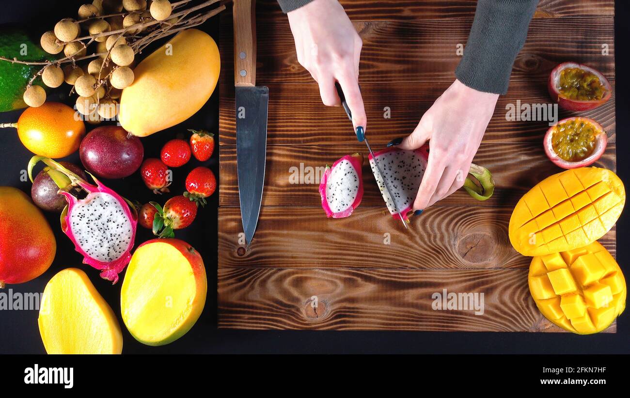 Dragon fruit slice cut hi-res stock photography and images - Alamy