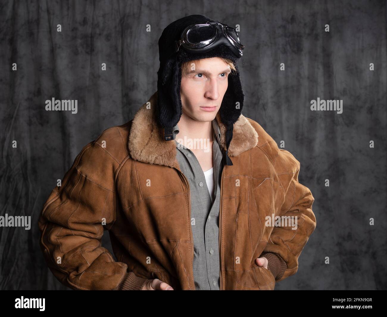 Leather flight jacket hi-res stock photography and images - Alamy