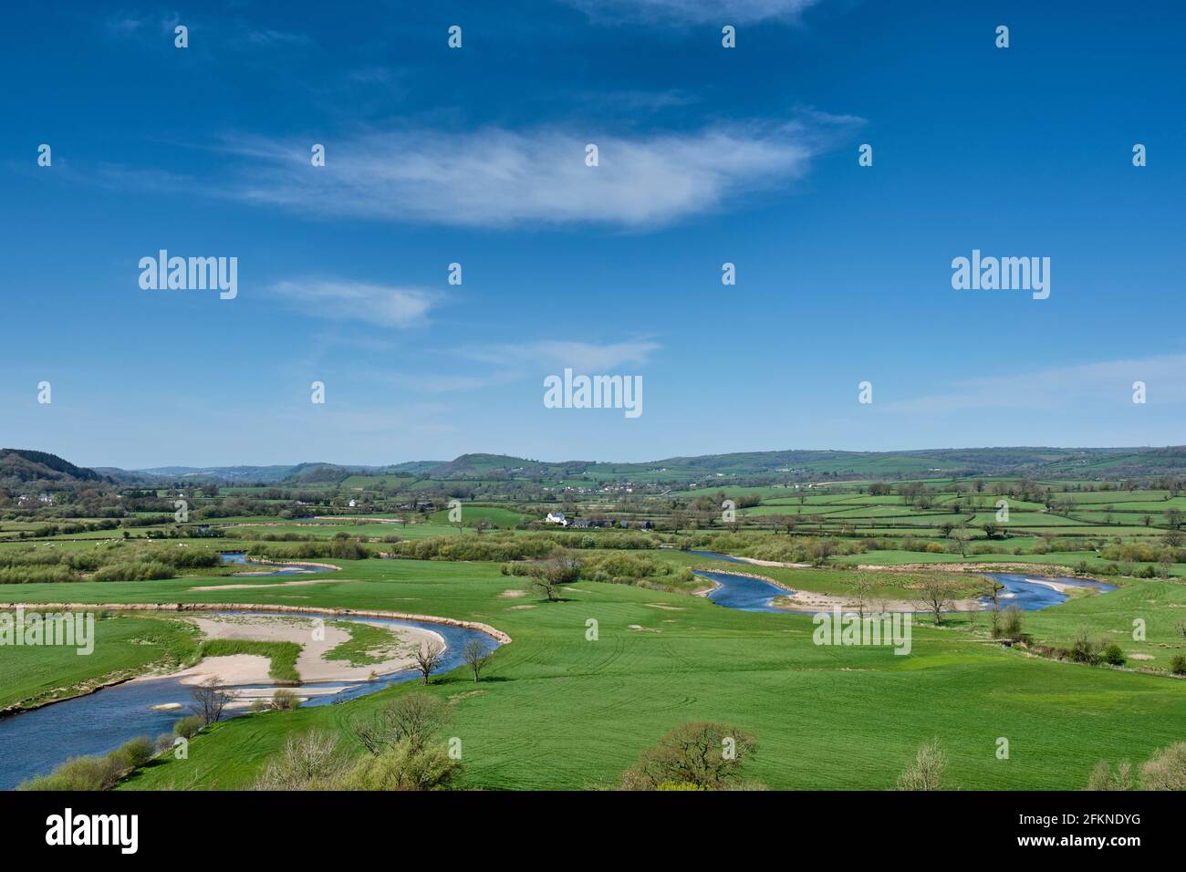 Surreal castle hi-res stock photography and images - Alamy