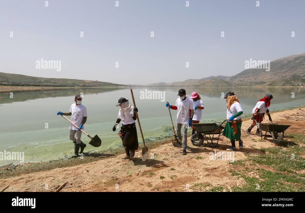 Qaraoun lake hi-res stock photography and images - Alamy