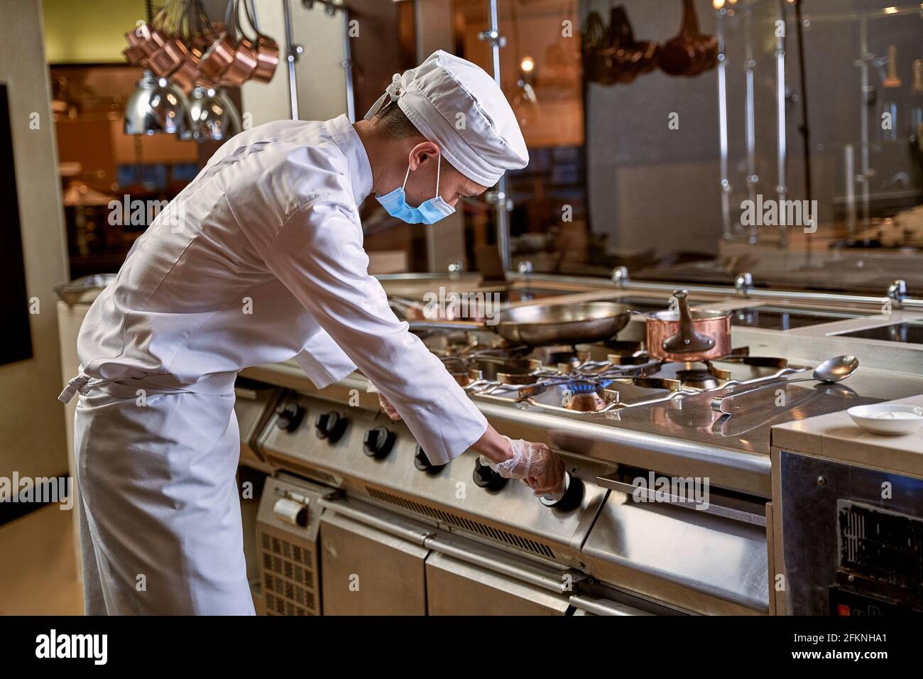 Asian stove hi-res stock photography and images - Alamy
