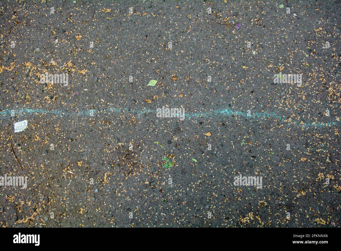 Crumbling road concept hi-res stock photography and images - Alamy
