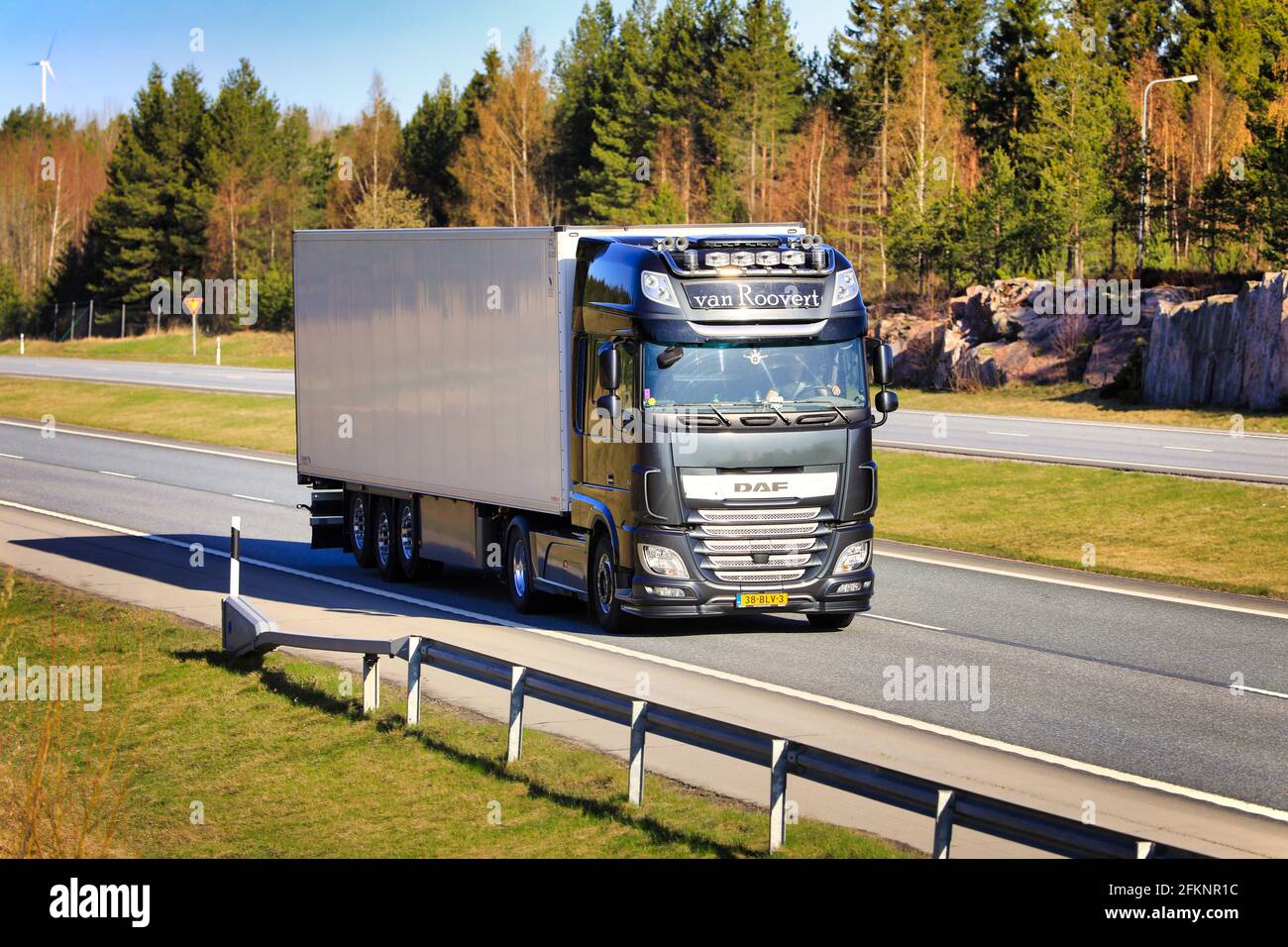 Daf xf semi truck hi-res stock photography and images - Alamy