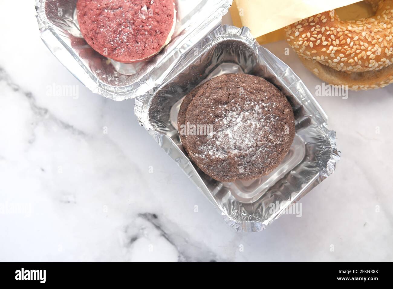 Tack away hi-res stock photography and images - Alamy