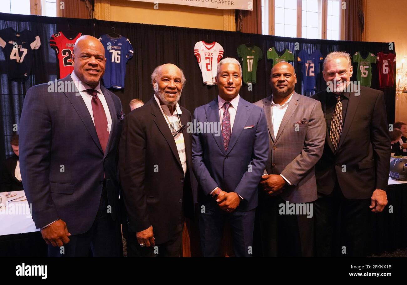 Steve jones football hi-res stock photography and images - Alamy