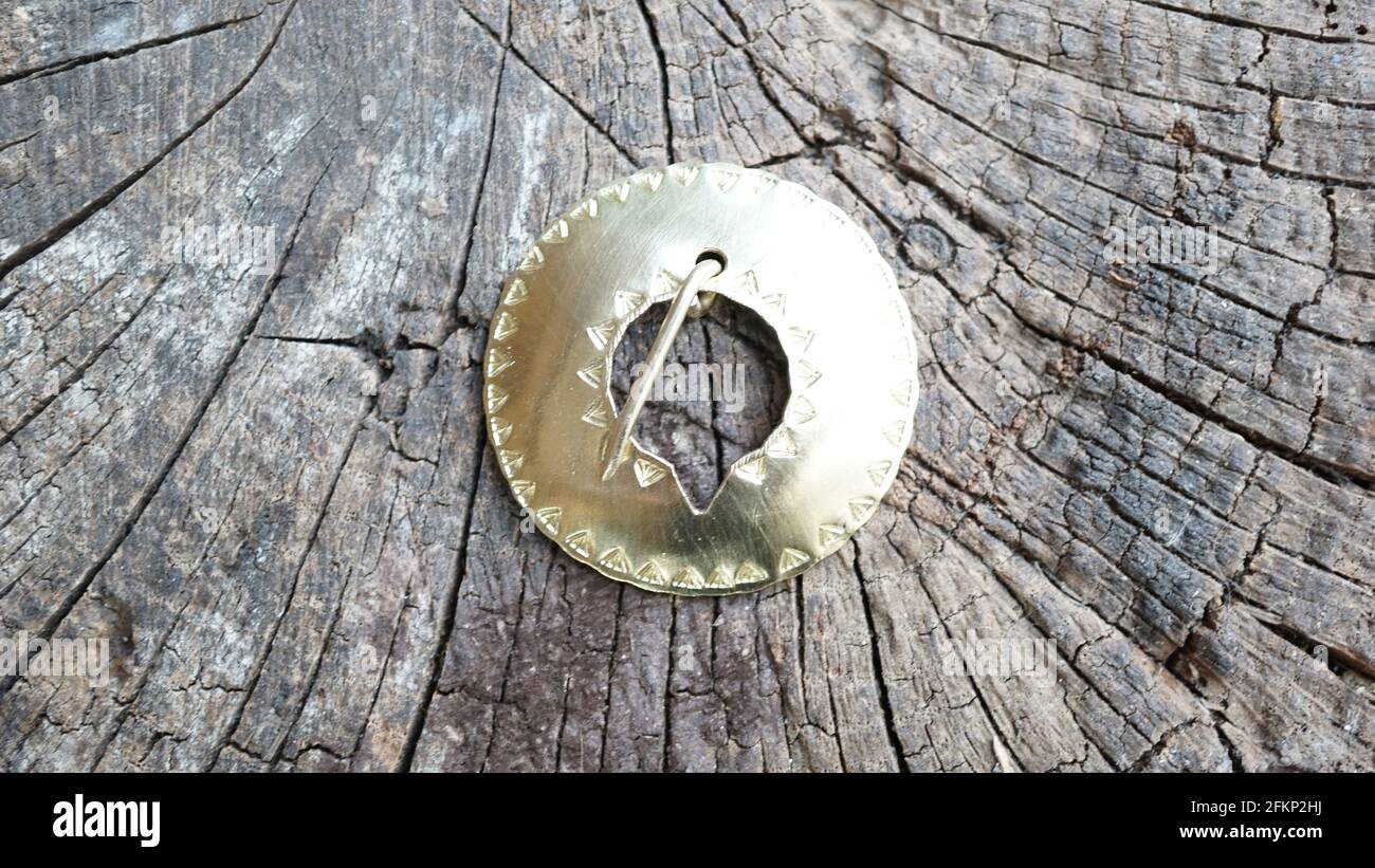 Annular brooch hi-res stock photography and images - Alamy