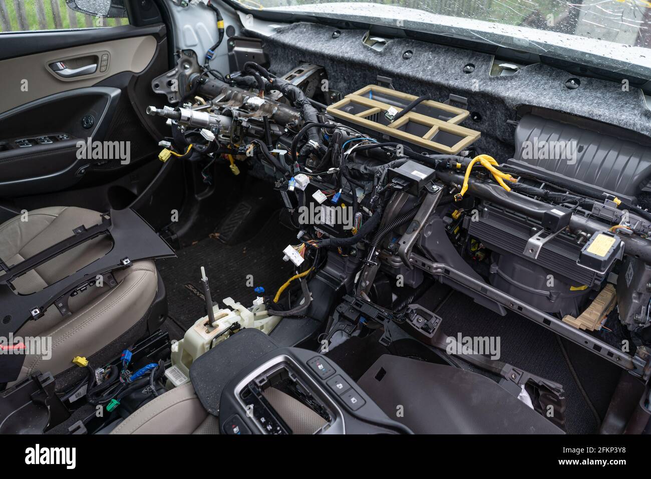 Interior breakdown hi-res stock photography and images - Alamy