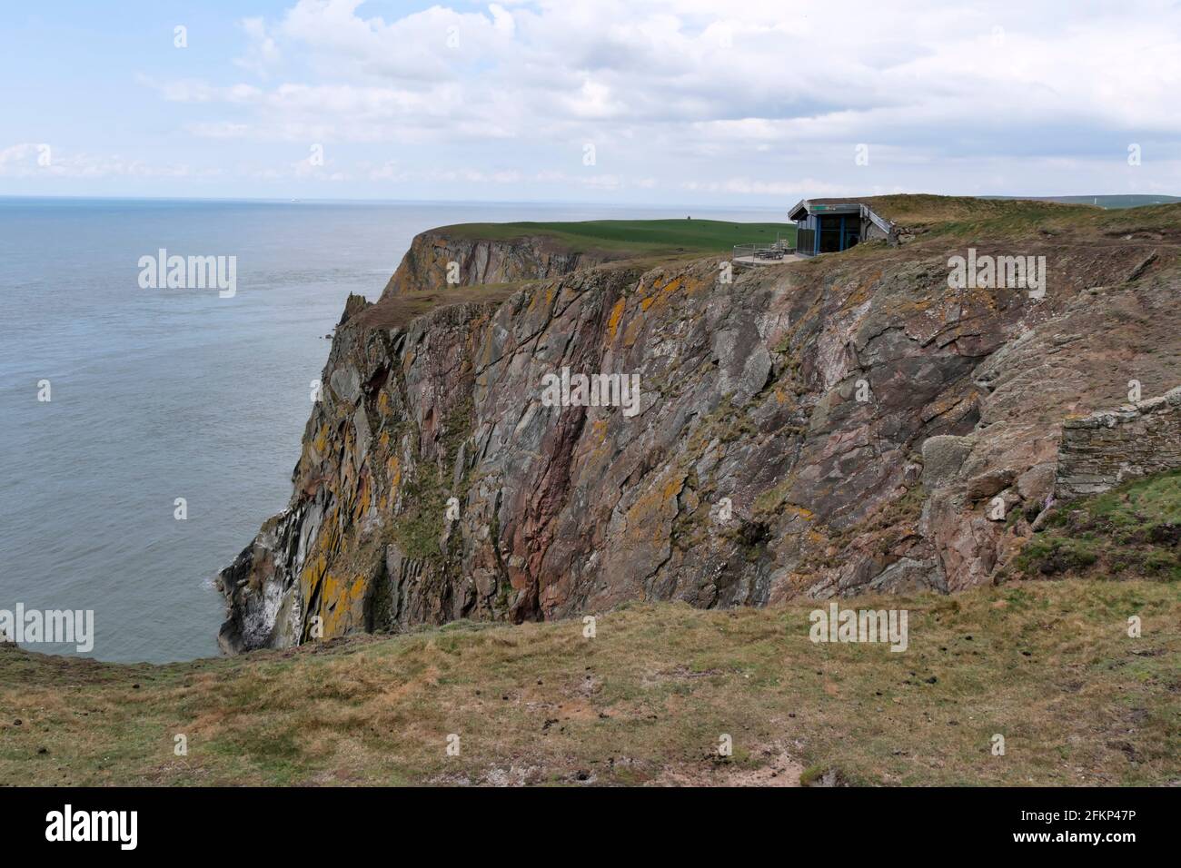 Mull galloway cliffs cafe hi-res stock photography and images - Alamy