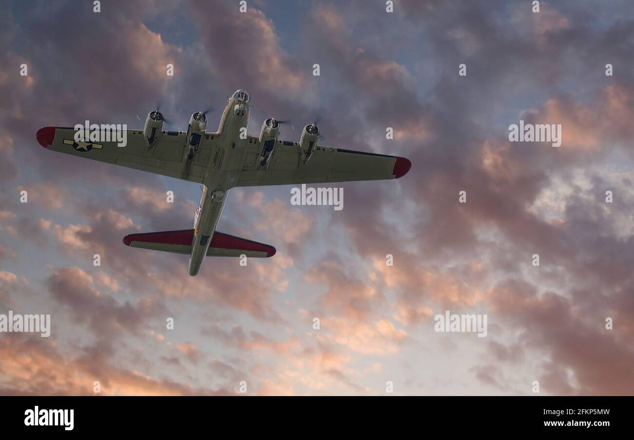 Boeing b 17 flying fortress bombers hi-res stock photography and images ...