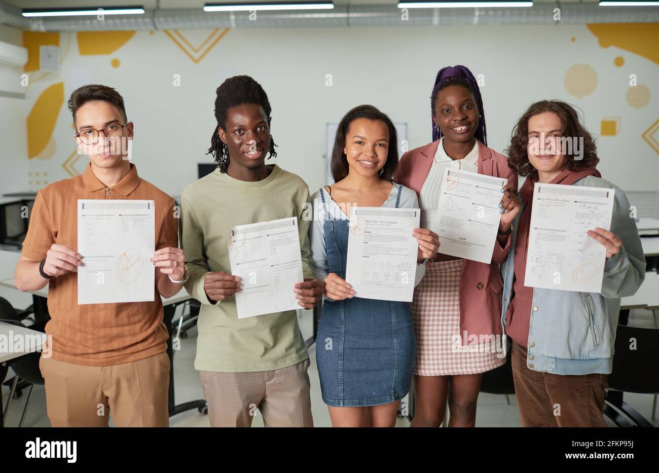 Working Certificates High Resolution Stock Photography and Images - Alamy