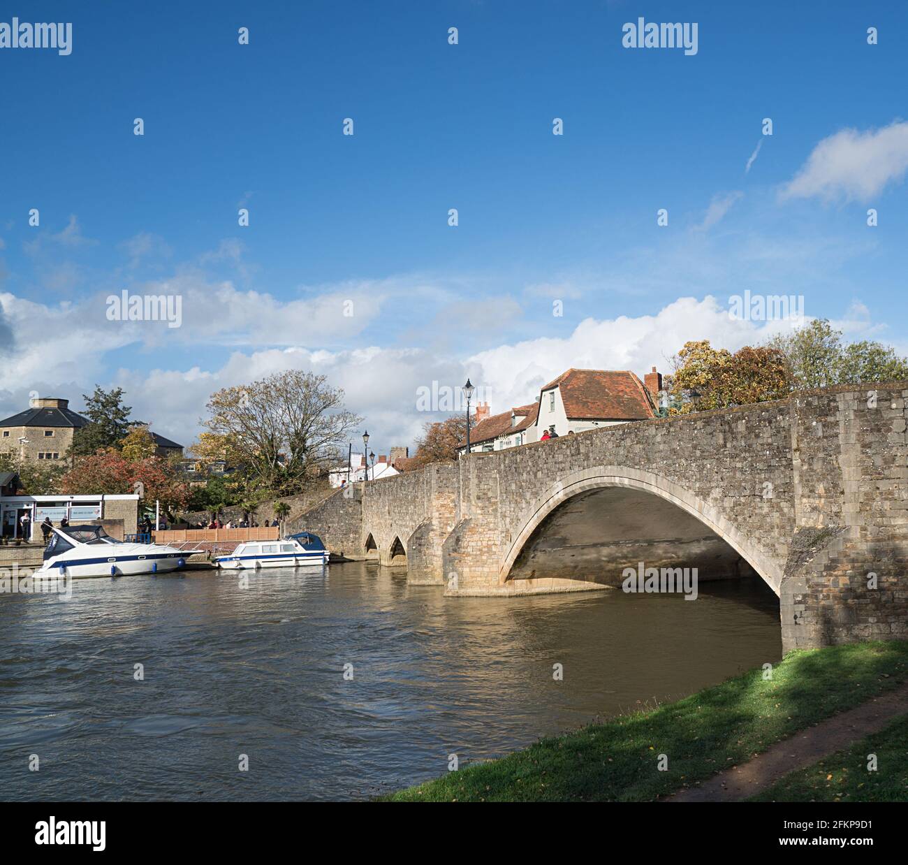 Burford Bridge at Abingdon - on -Thames, Oxfordshire Stock Photo - Alamy