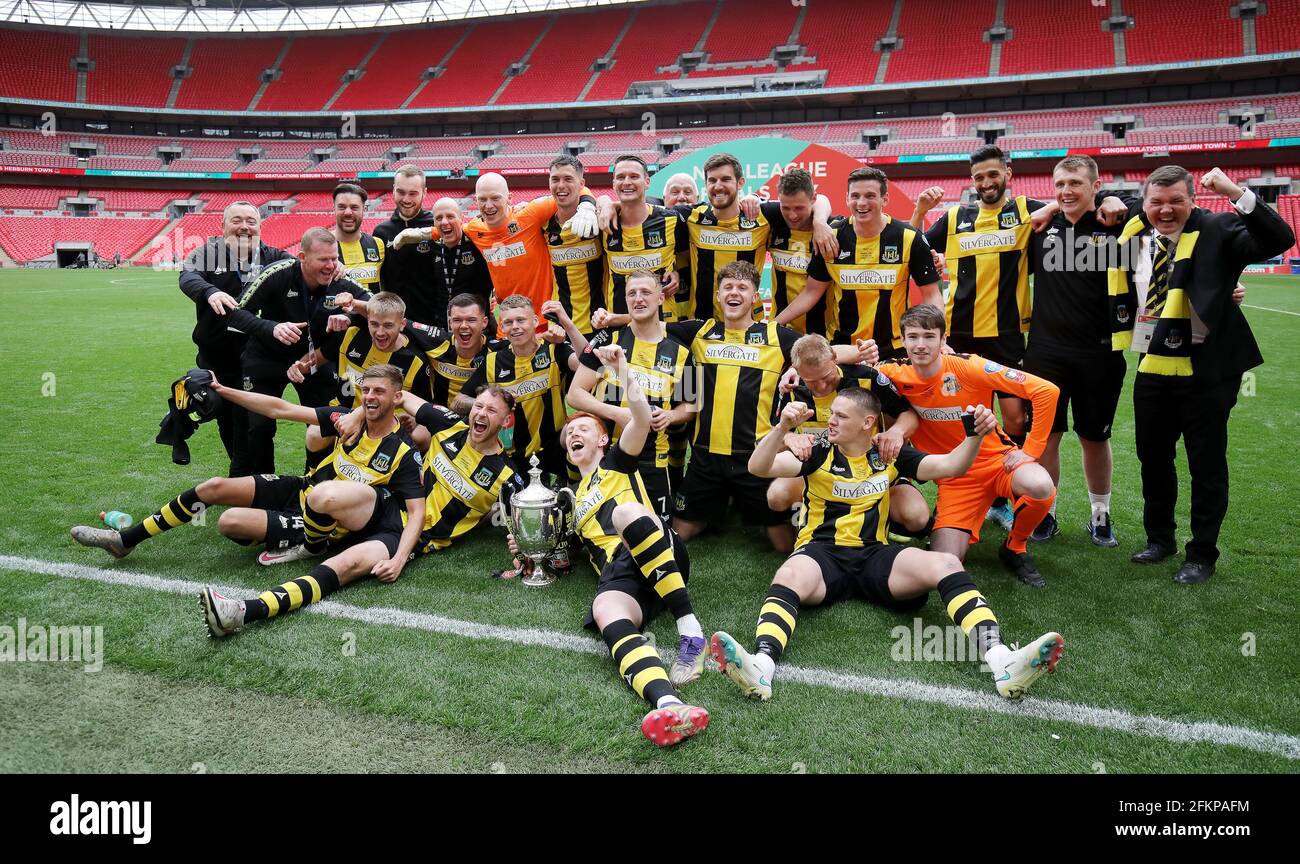 Wembley stadium fa vase final 2021 hi-res stock photography and images ...